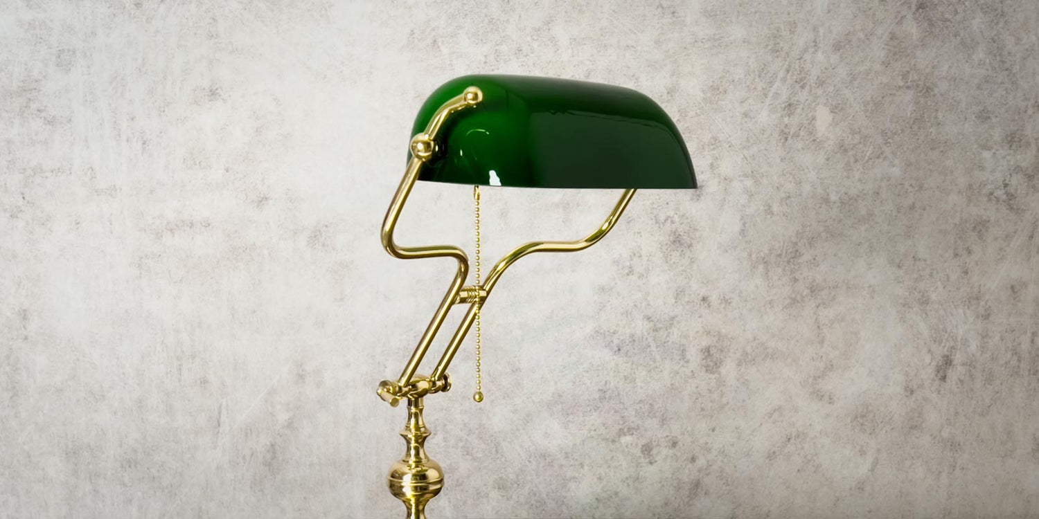 Bankers lamp: origins and curiosities | Ghidini 1849