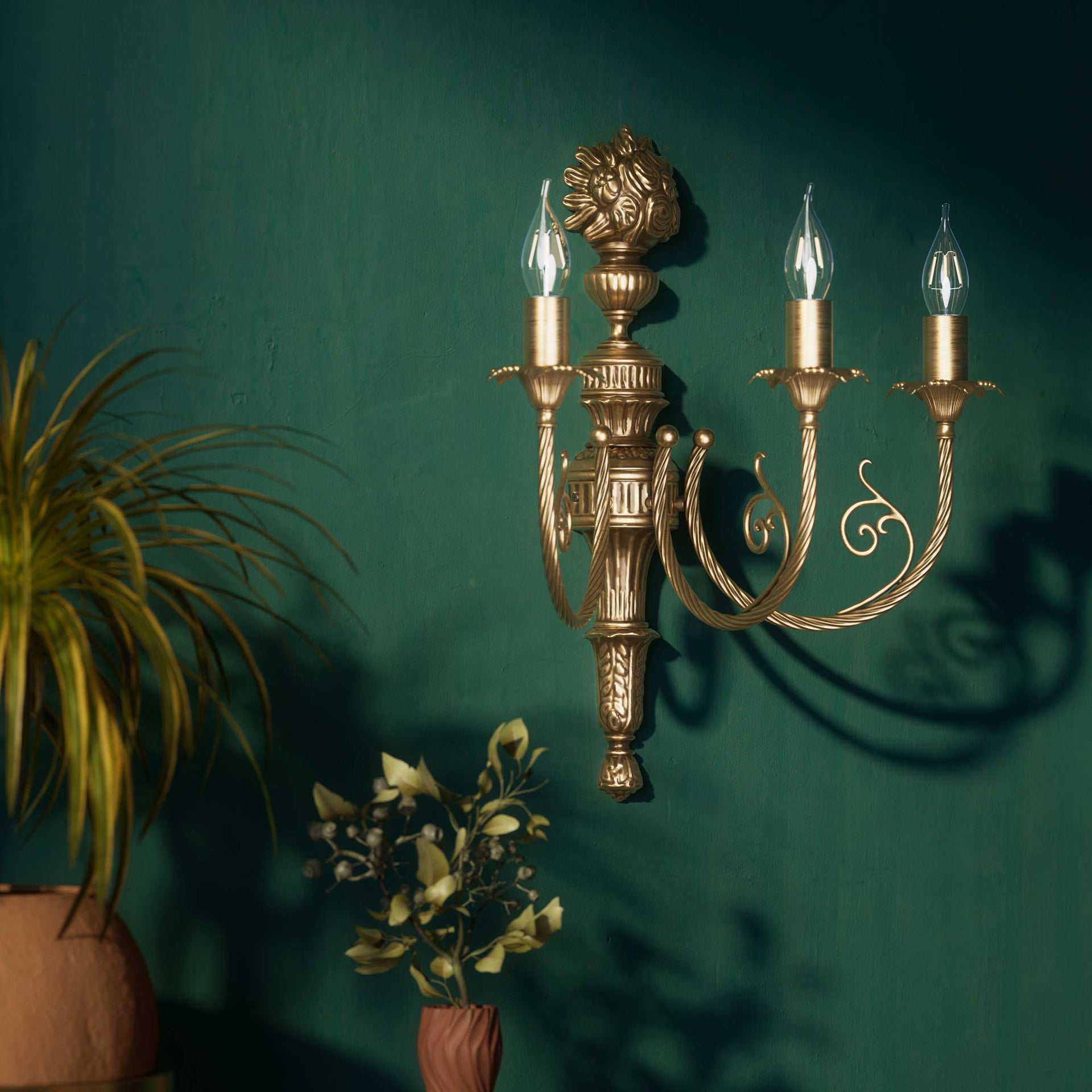 Italian Design Lamps & Luxury Lighting in Brass | Ghidini 1849